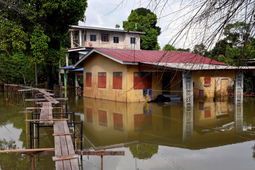 Banjir gelombang ketiga landa Terengganu Banjir gelombang ketiga landa Terengganu
