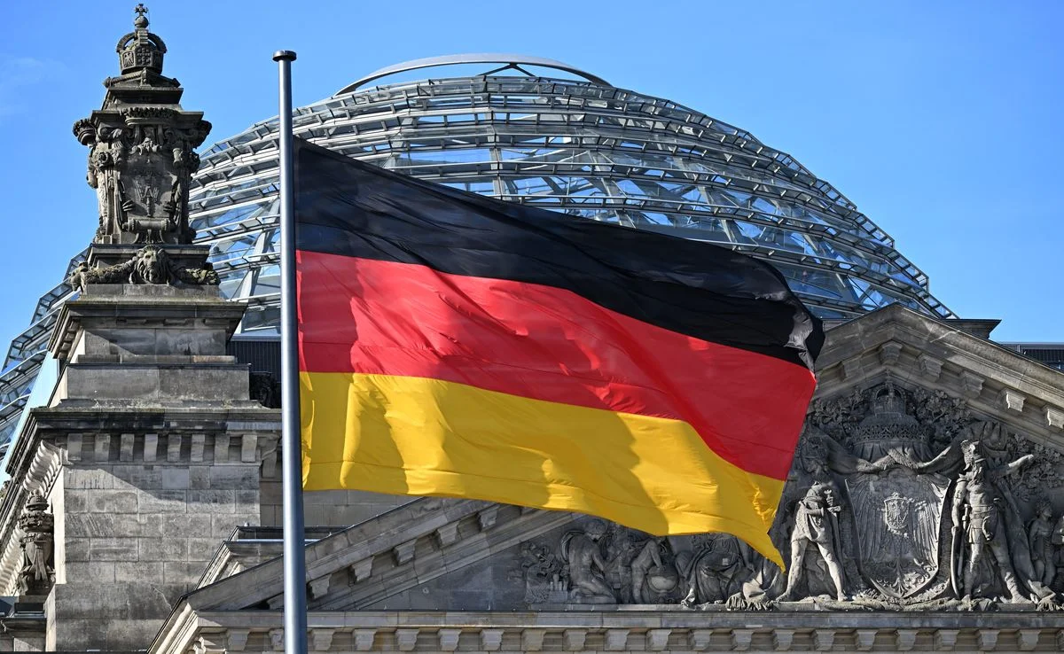 Germany approves record minimum wage increase in two stages