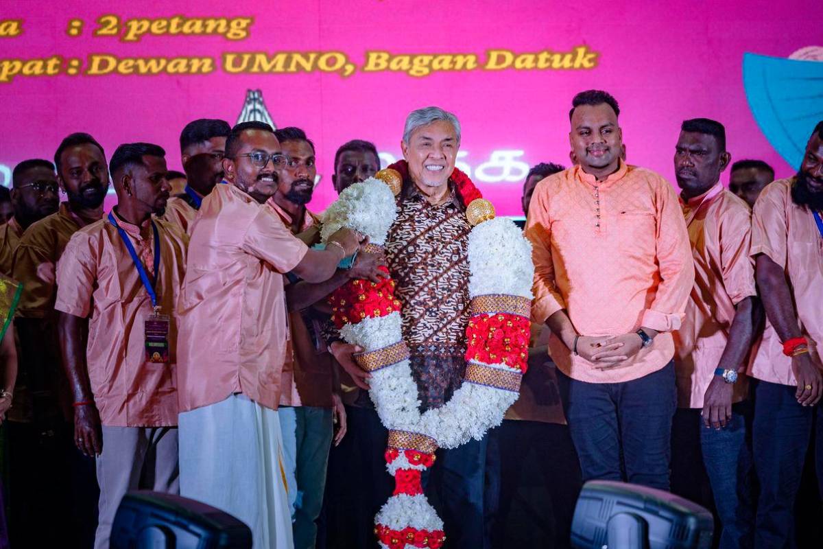 Ahmad Zahid calls for strengthened unity during Deepavali celebrations