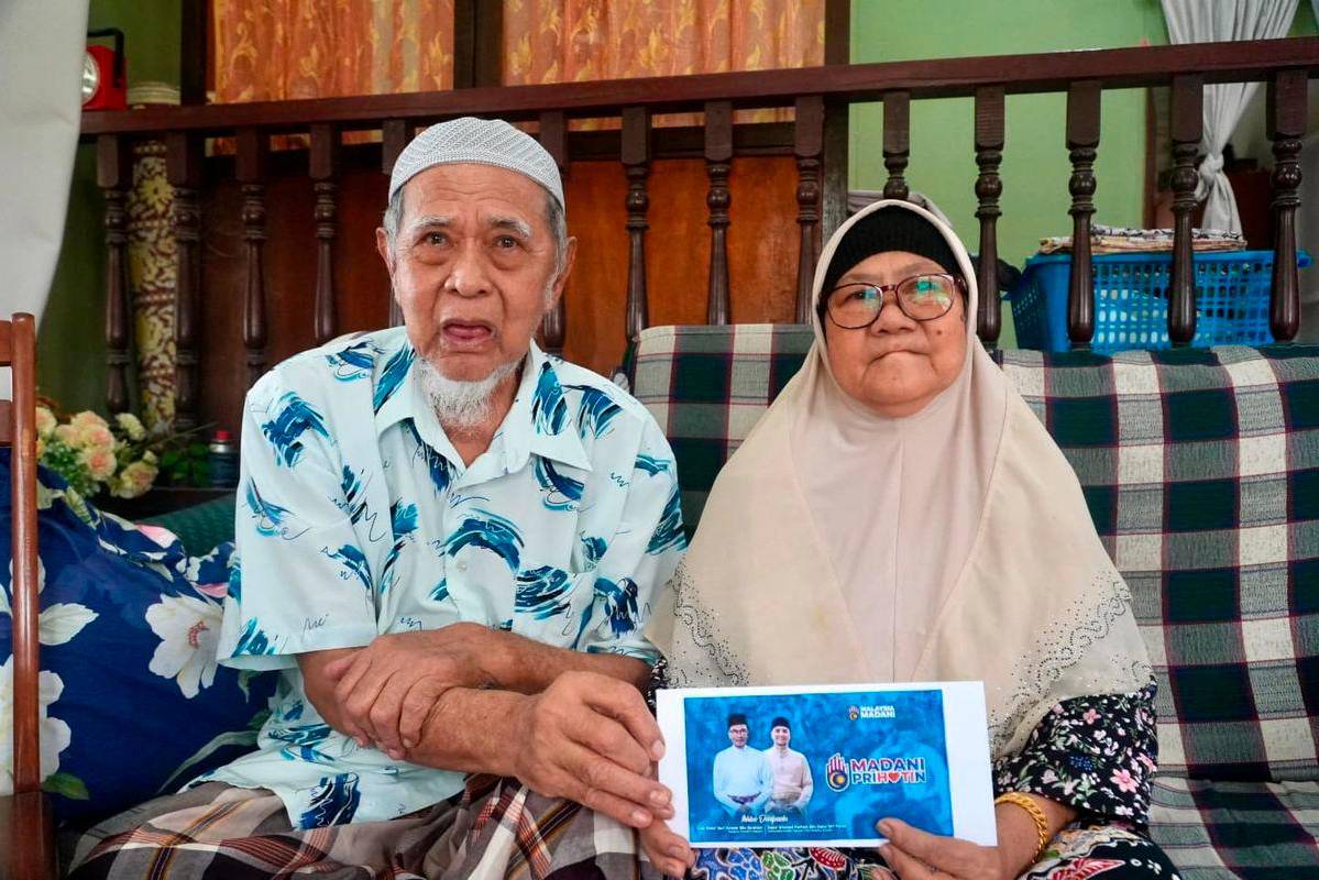 PM Anwar extends donation to MAF veteran with leg nerve condition