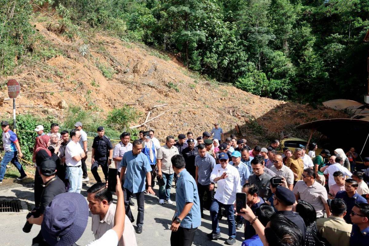 PM Anwar visits Sabah to assess disaster damage after floods and landslides