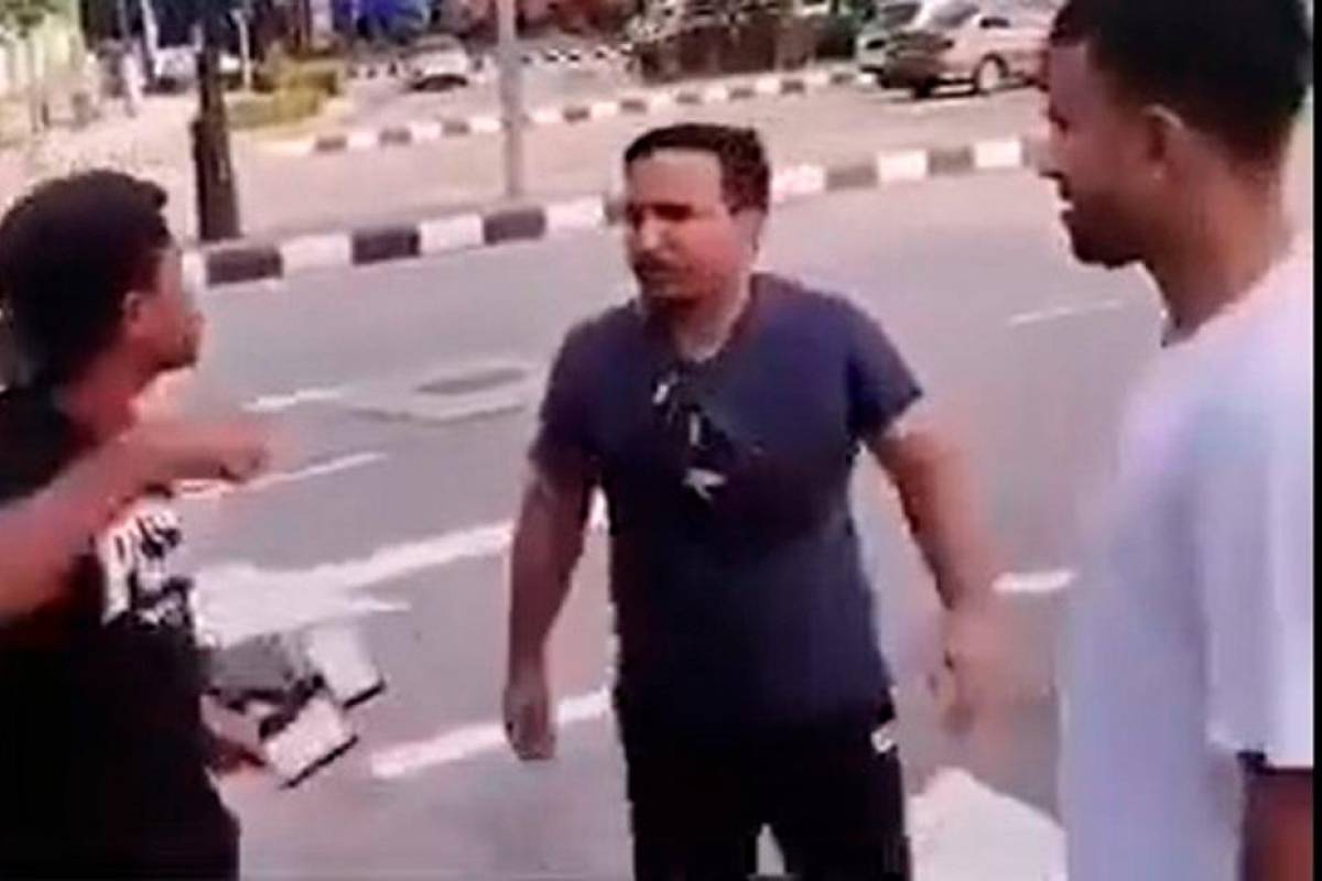 Tourist warns of street photographer scam near KLCC