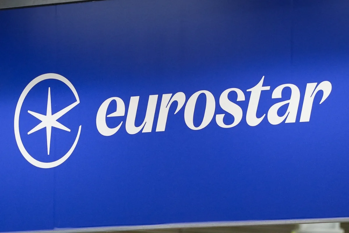 Eurostar services to resume overnight after power glitch causes New ...