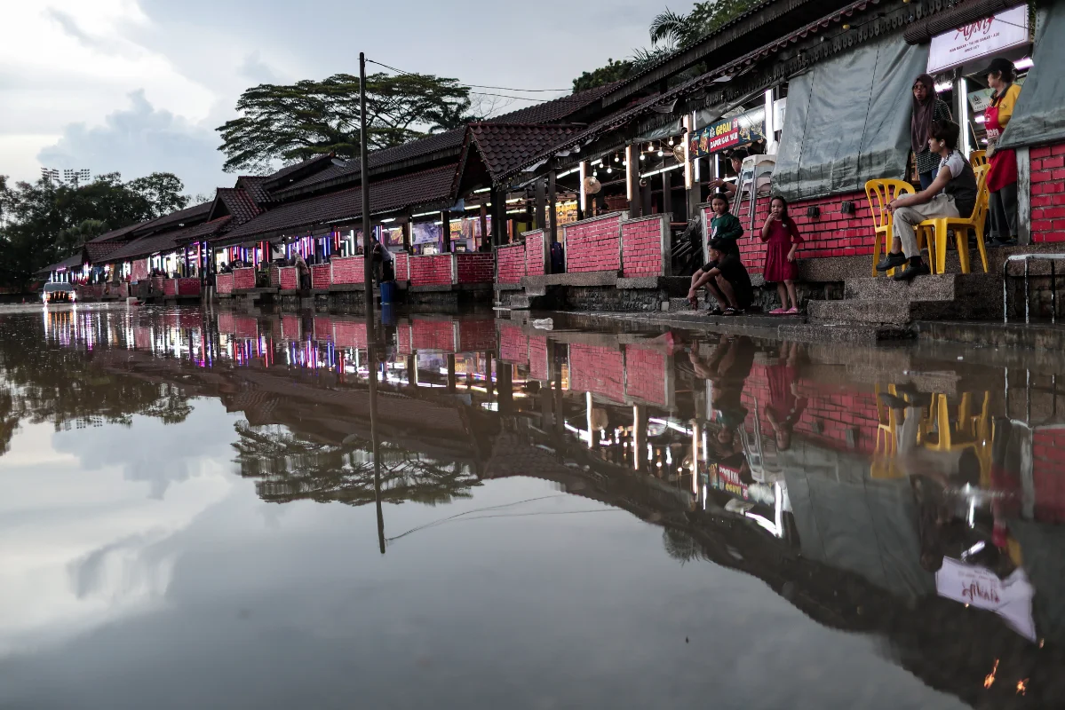 Pahang flood victims drop to 79 as waters recede