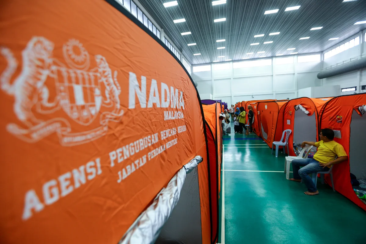 Flood evacuee numbers fall slightly in Sabah and Sarawak