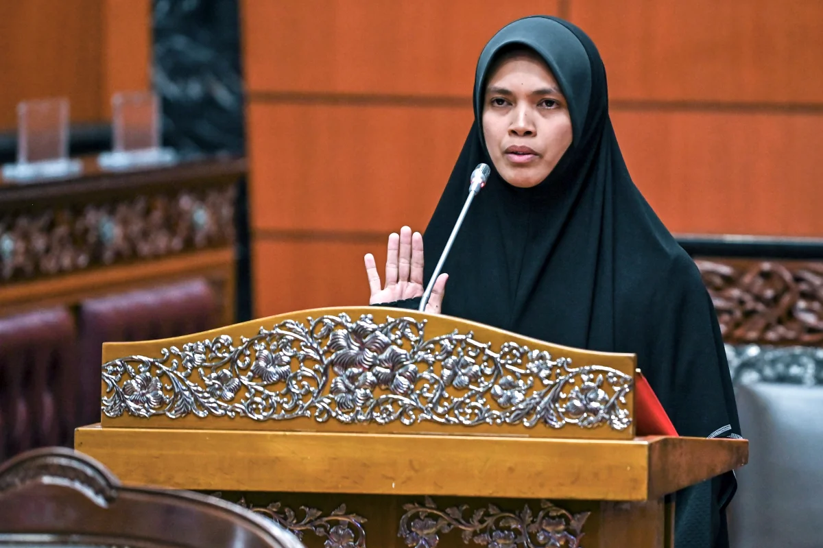 Marhamah Rosli sworn in as senator in Dewan Negara