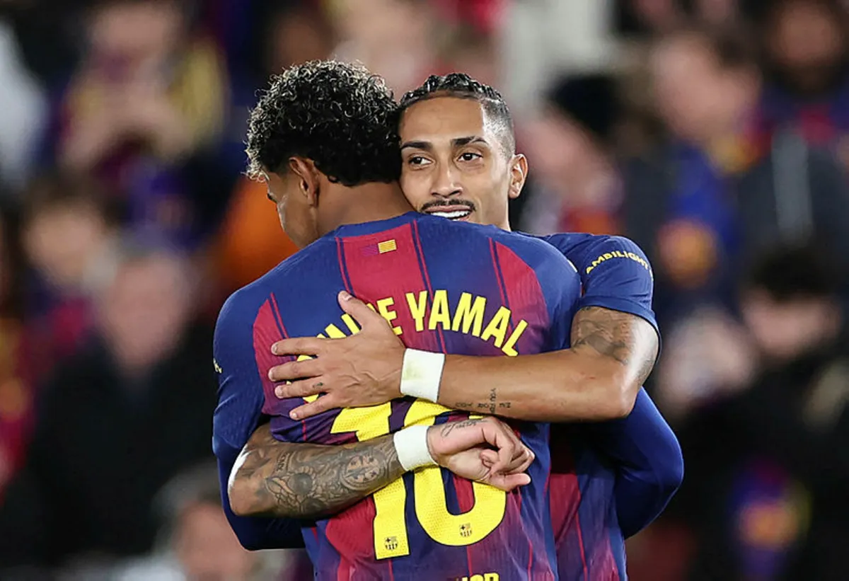 Raphinha extends Barca's Liga lead, Atletico bounce back