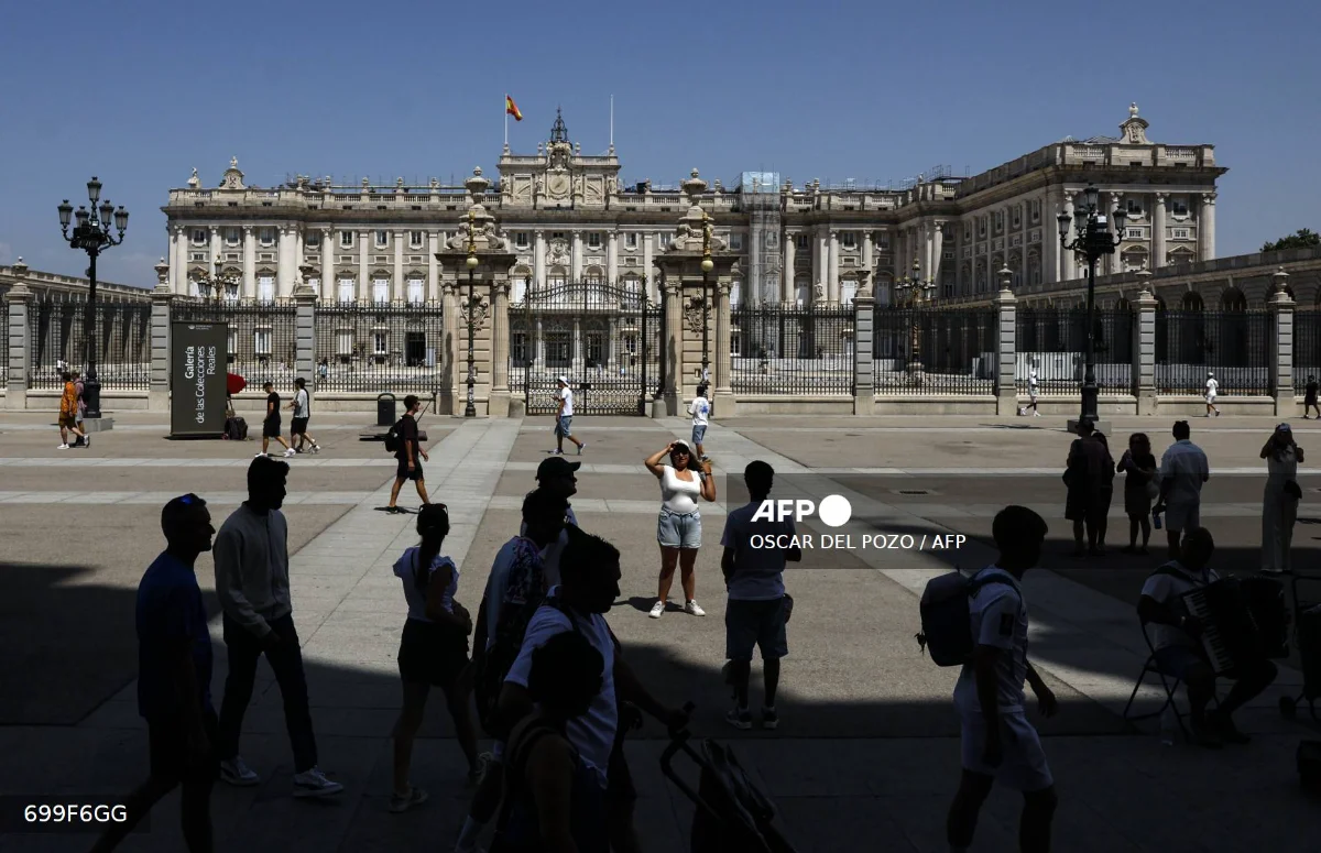 Spain welcomes record 97 million tourists in 2025