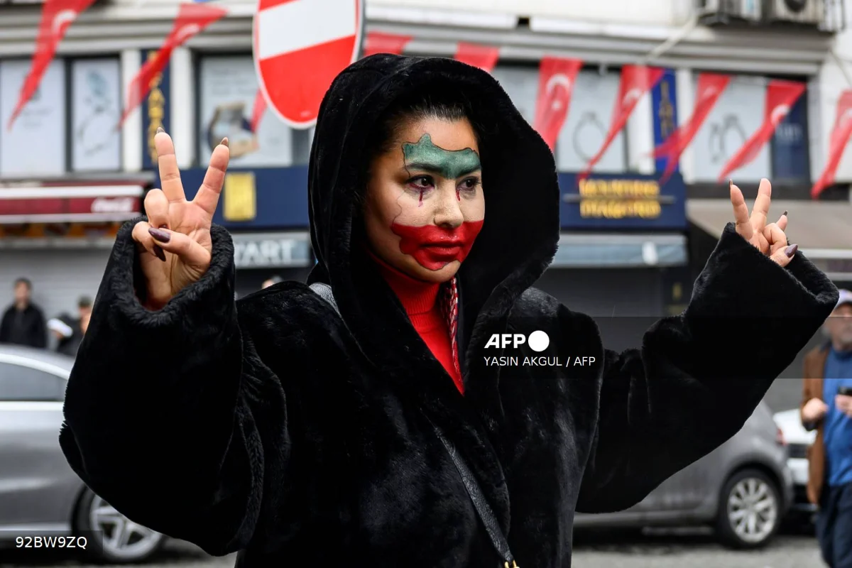 BREAKING: Islamic Republic Forces COLLAPSE In Iranian Cities | Toronto ...