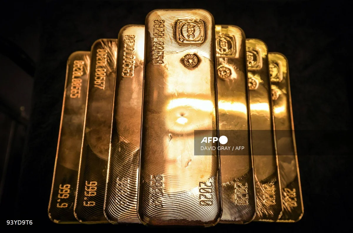 Gold price soars past US$5,000 per ounce to new record high