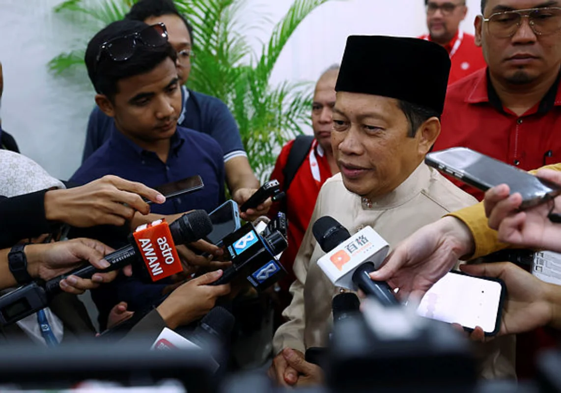 Ahmad Maslan urges on-time completion of RM129m MIROS lab