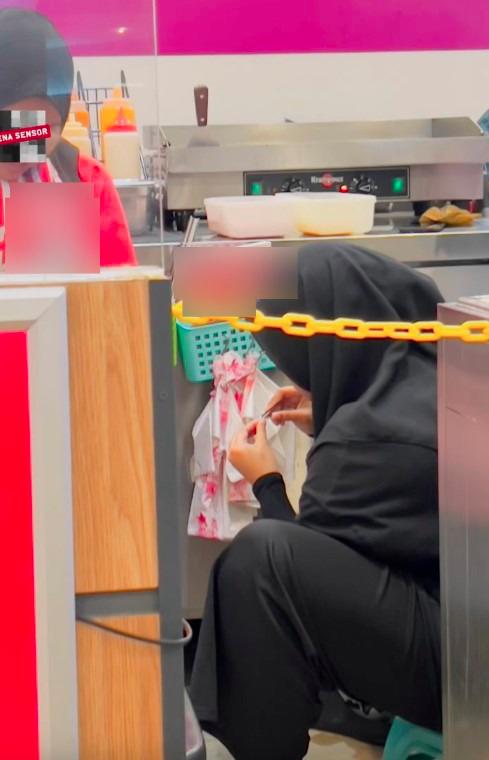 Eatery staff in Ampang allegedly trimmed nails near food