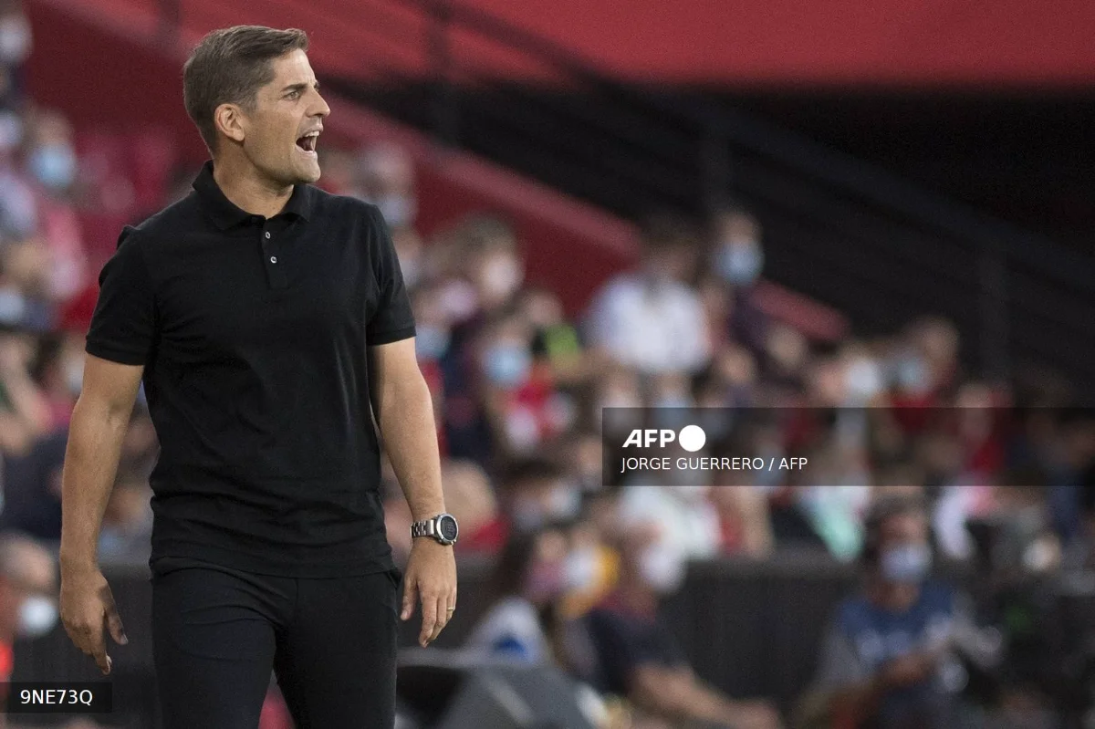 Former Spain coach Moreno denies using AI to manage Sochi