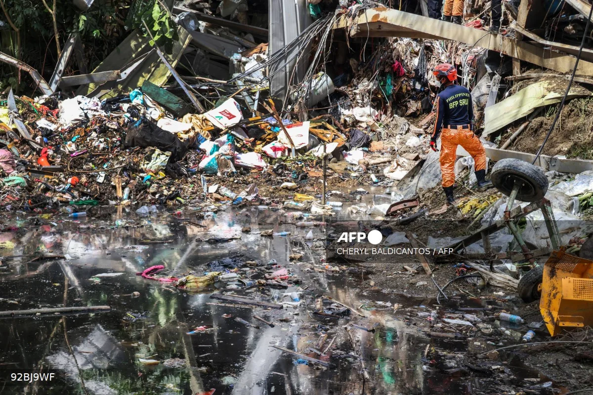 Hopes fade for survivors in Philippines landfill collapse as death toll ...