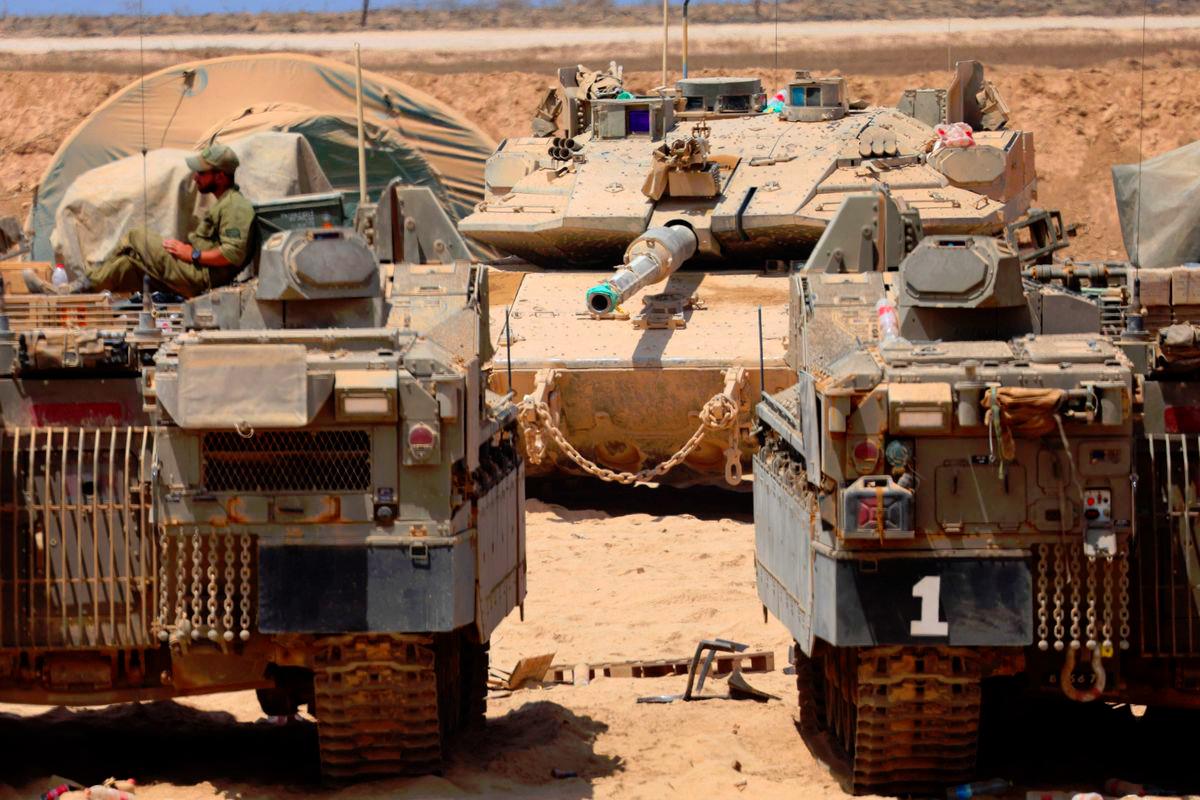 Israel threatens to destroy Gaza City if Hamas rejects disarmament terms