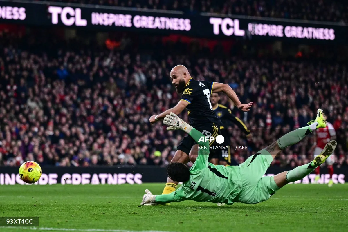 Man Utd crush Arsenal’s title dreams with late 3-2 win