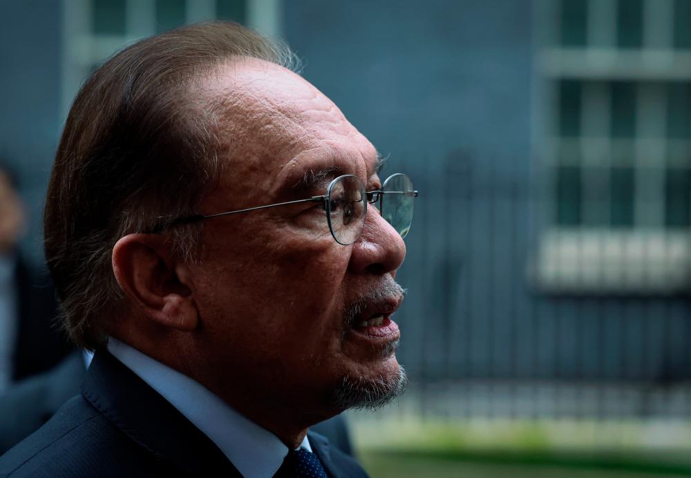 PM Anwar congratulates Muhammad Nazmi for global teacher prize top 50 ...