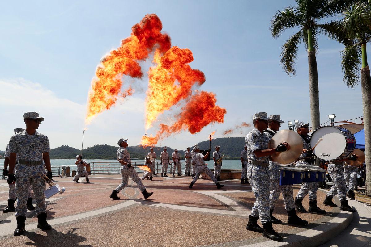 TLDM lights up Perak PMR 2025 with show-stopping display