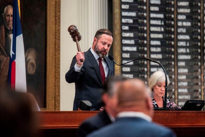 Texas Republicans pressure Democrats to return for flood-recovery vote