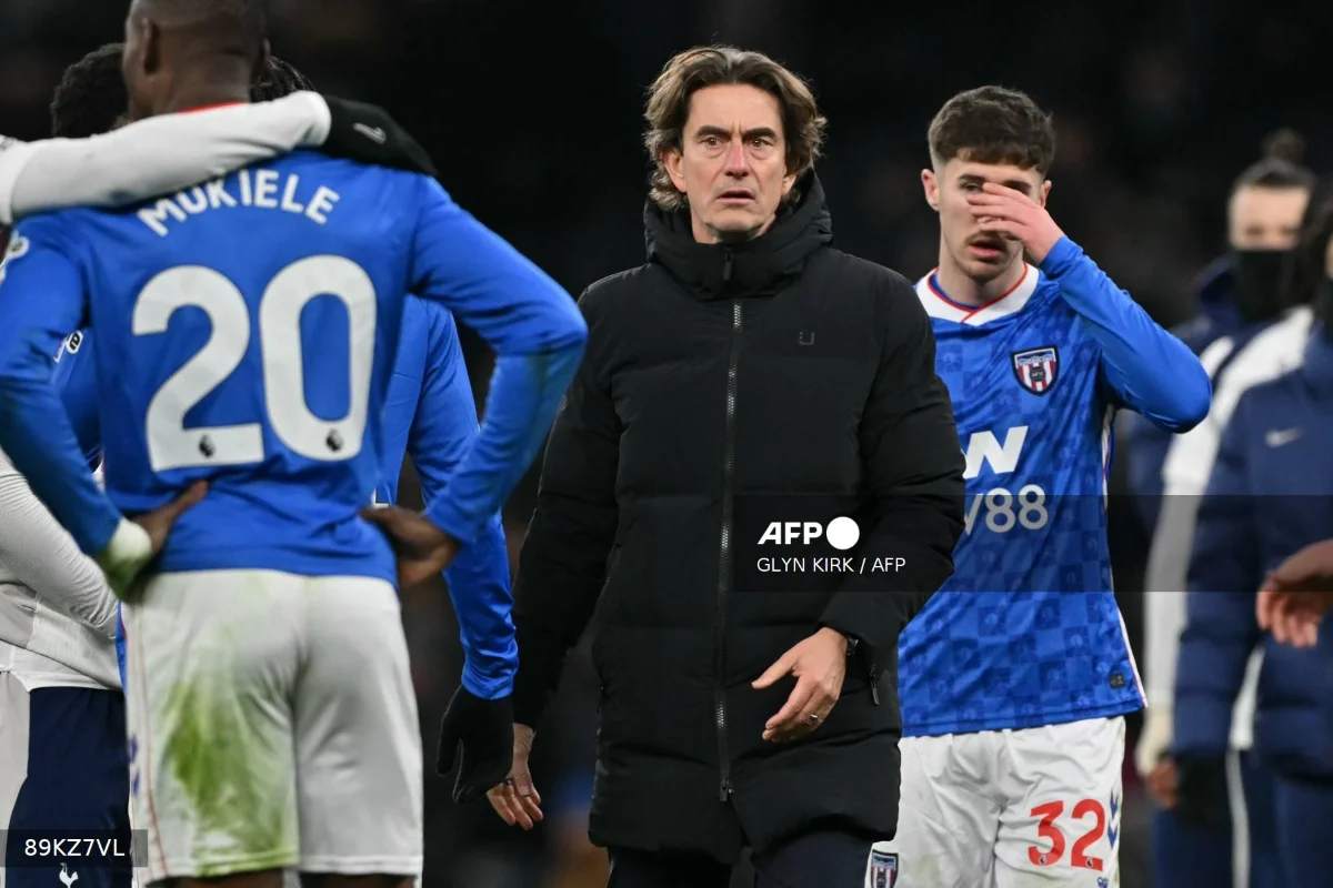 Tottenham boss Frank defends Brennan Johnson sale after jeers