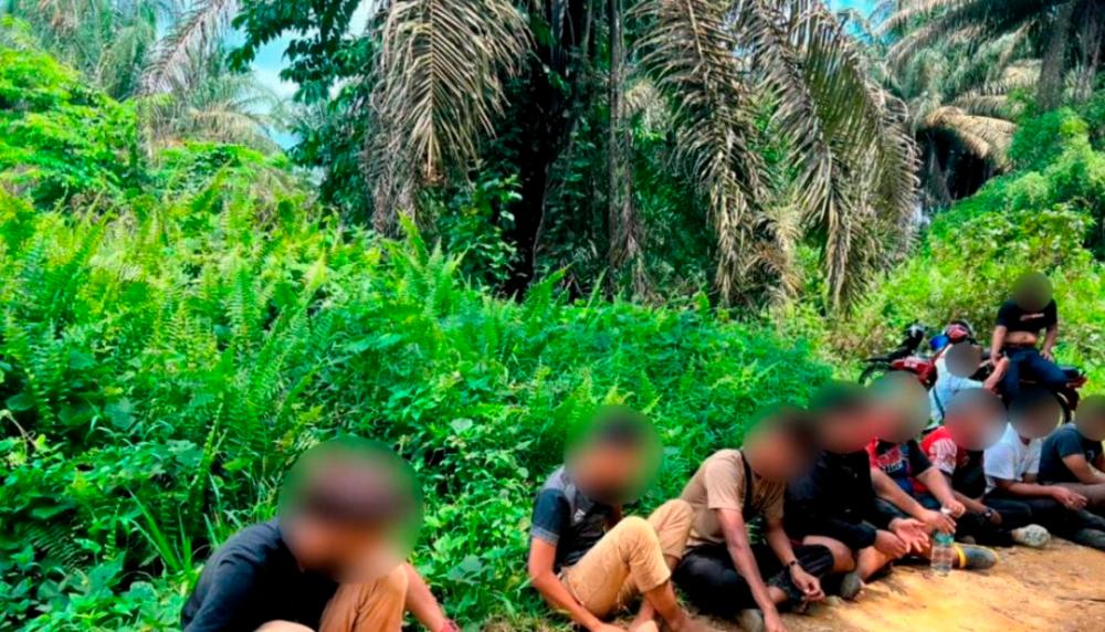 57 ‘mat rempit’ surrender for fear of missing out on Aidilfitri