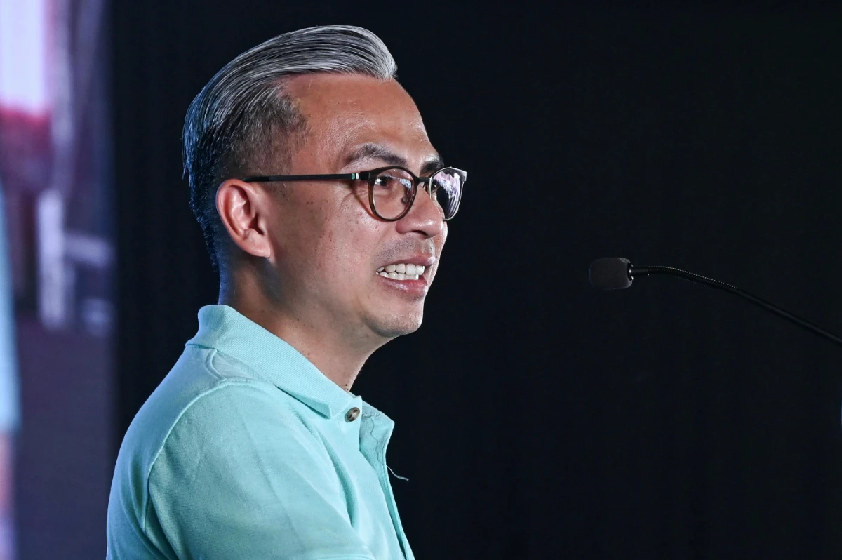 Parents must control children's internet use, says Fahmi