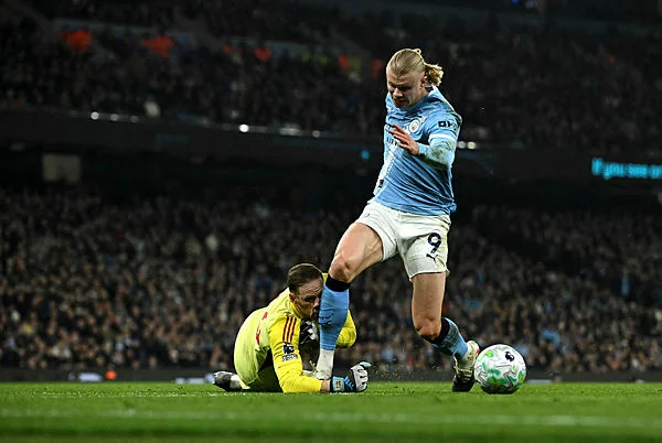 Man City falter as Premier League leaders Arsenal go seven points clear