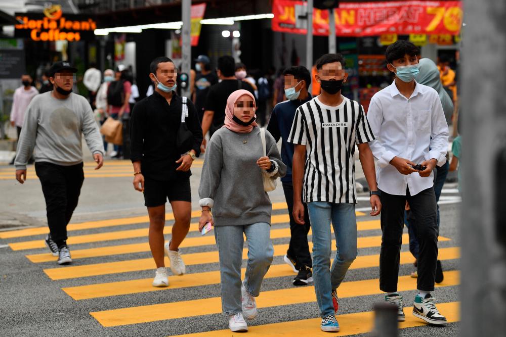 Improper use of face masks may cause skin infections