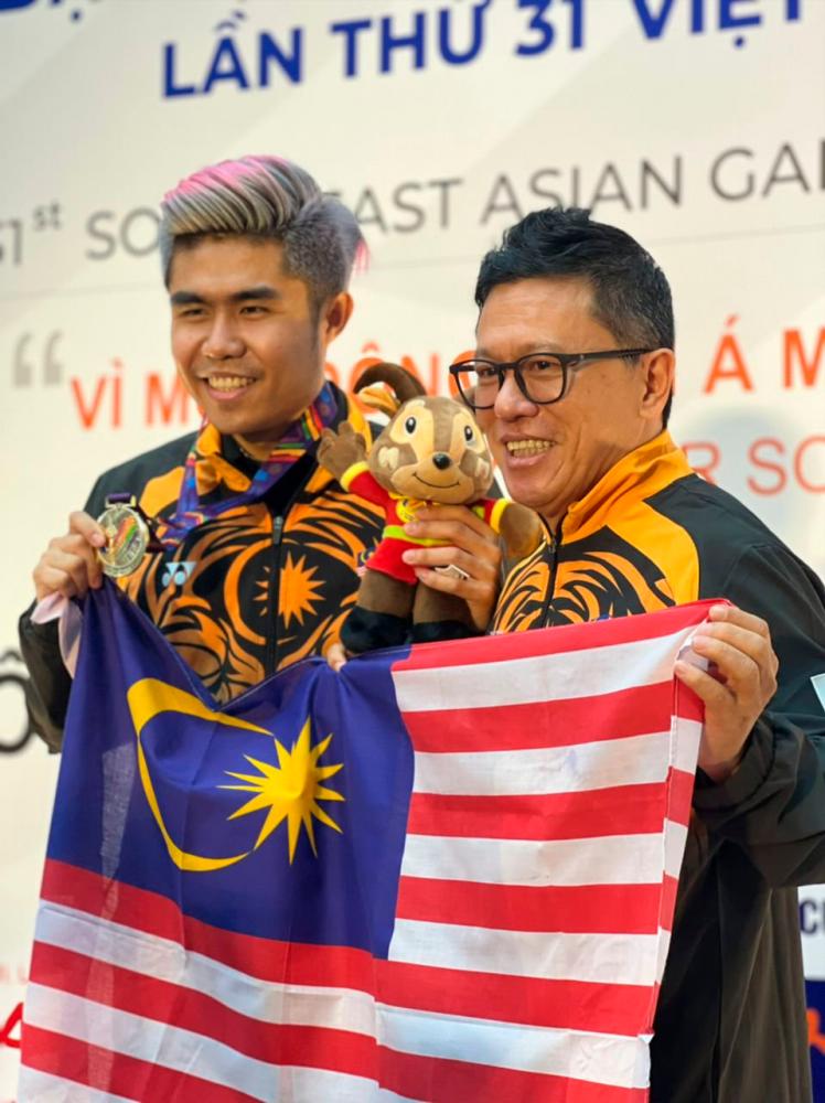 SEA Games: Kok Leong wins snooker 6-red singles gold