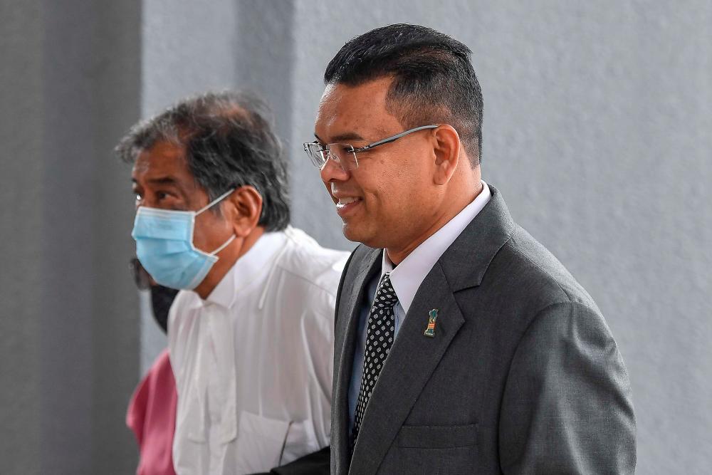 Saman Lokman Adam: Ismail Sabri peroleh injunksi hingga kes selesai