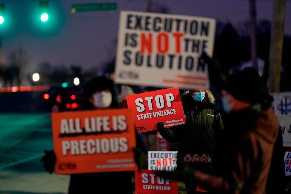 US Supreme Court clears way for execution of only woman on federal ...